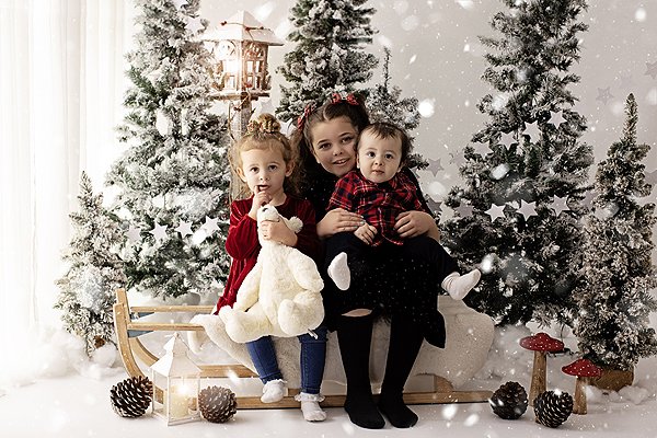 Lillie Elaina Gabriel And Evie | Dragonflies Photography
